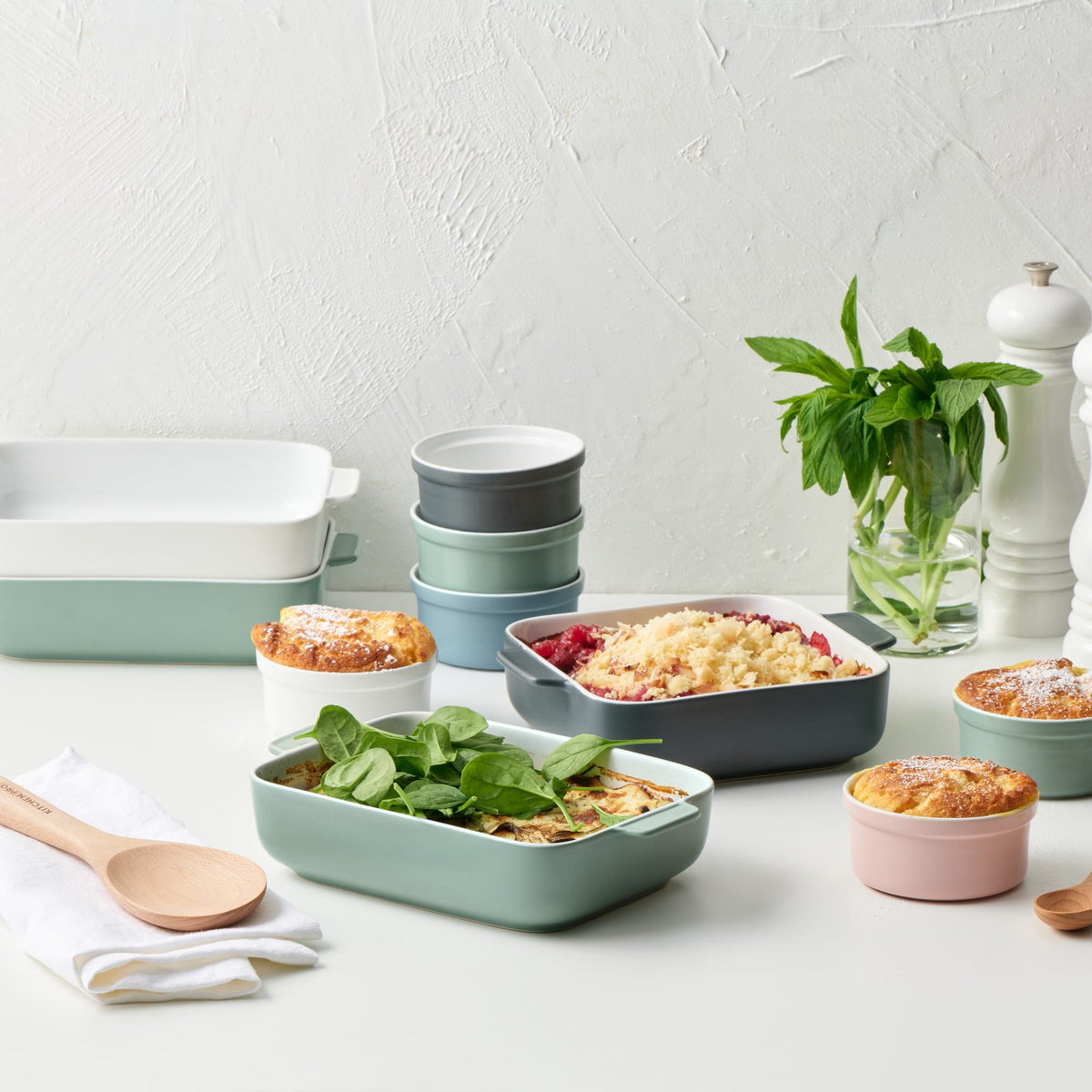 Salisbury & Co Stack Rectangular Baker 20x16cm White